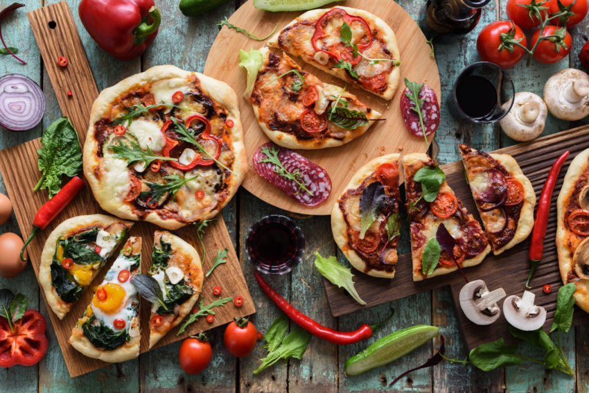 Piping Hot Pizza Party Tips to Impress your Gathering